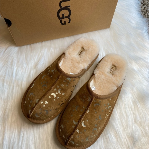 UGG | Shoes | Ugg Kids Keegan Slipper Moon And Stars Chestnut Size Us 6 New With Box | Poshmark